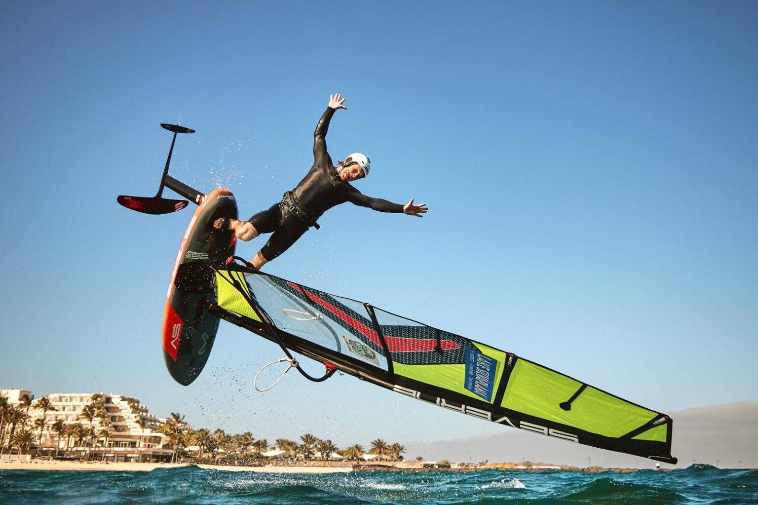 Wingfoiling Racing in the Swiss Alps | EngadinWing | ENSIS