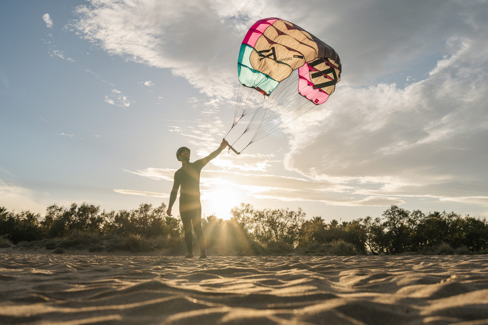 Parawing Technology for Downwinding | ENSIS Academy